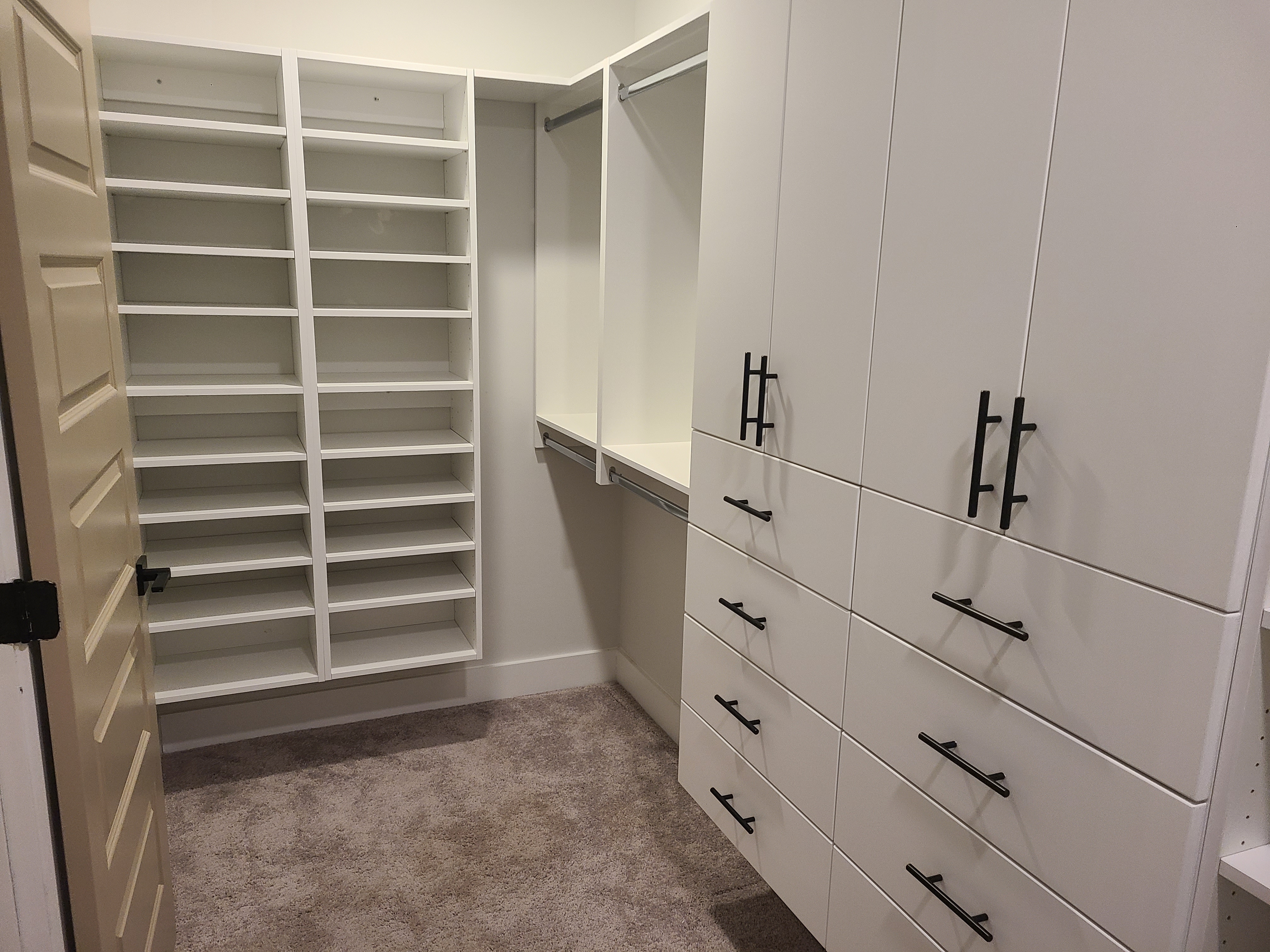 Photo Gallery | Calvary Closets